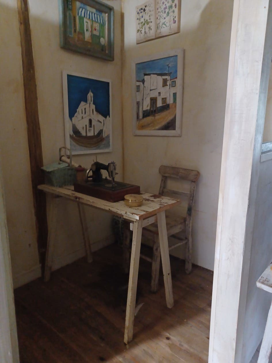 ホワイトを貴重としたアンティーク空間の写真23