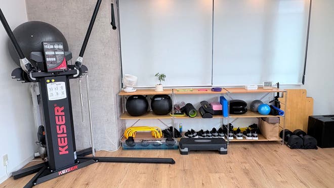 広々ジムスタジオ!パーソナルトレーニングやピラティス、ヨガ教室にオススメ!の写真4