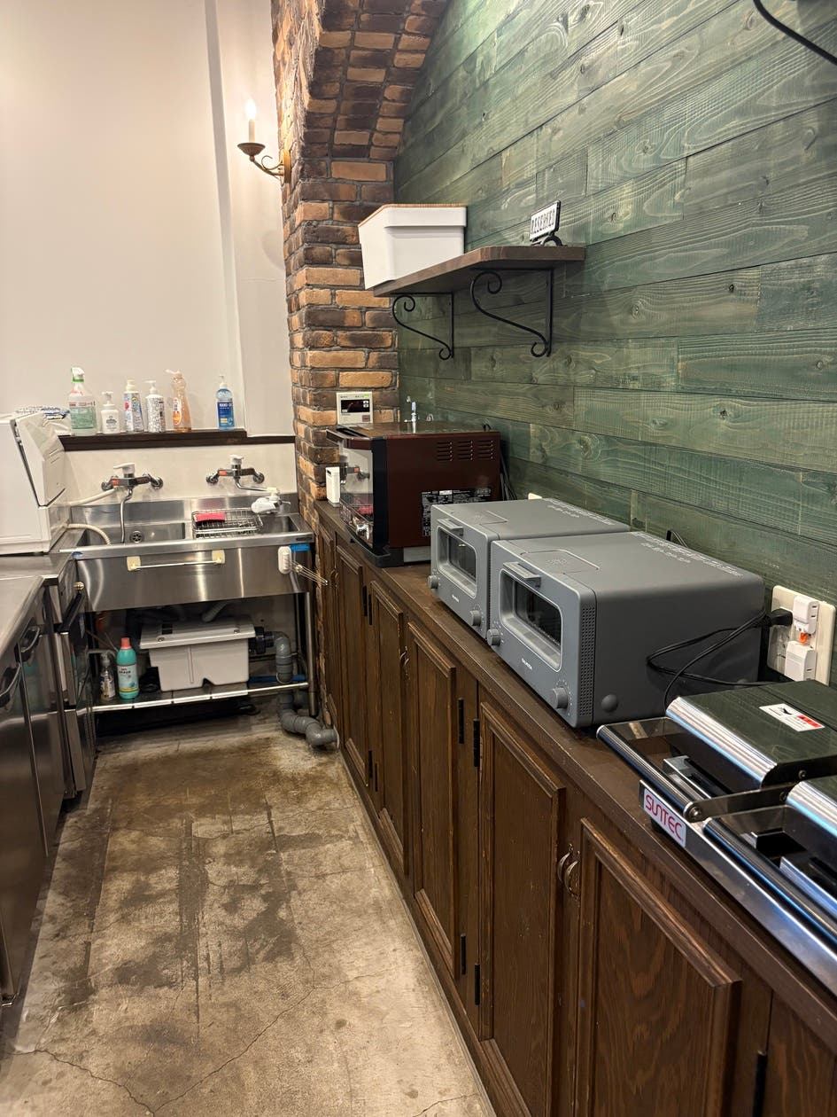 ゆったりくつろげるカフェ型レンタルルーム。あなたの時間を自由に演出！の写真9