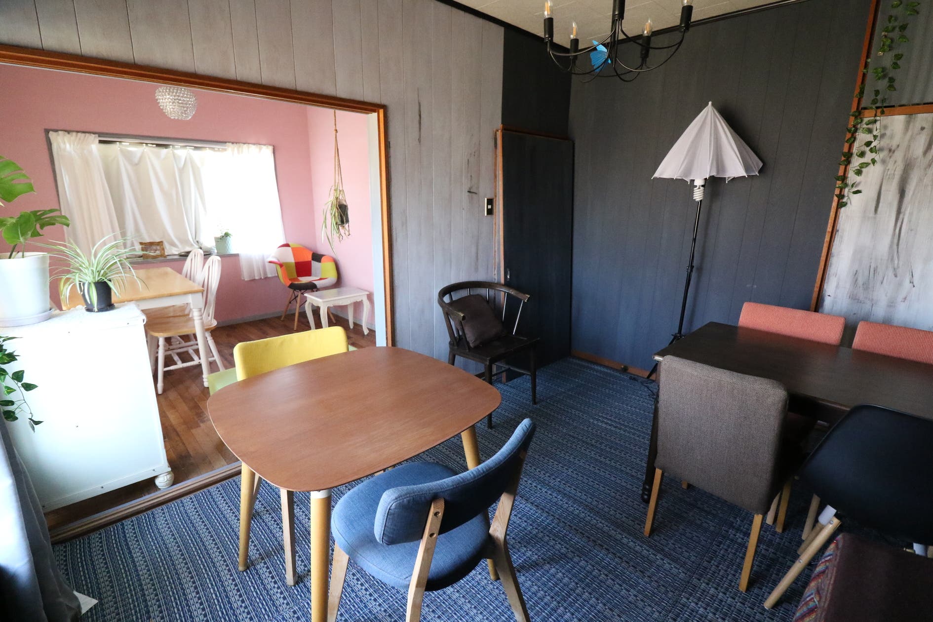 【藤井寺駅徒歩14分/高鷲駅9分】閑静な住宅街で教室、ワークショップ、撮影、音楽、レッスン【Room Black & Pink】の写真1