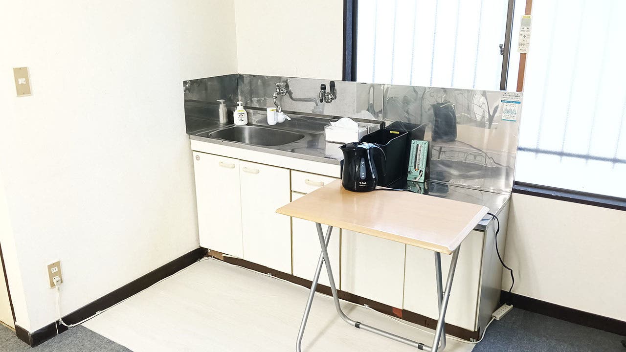 【多摩最大級の貸会議室】30名着席/駅徒歩1分/60inchモニター/高速光Wi-Fi/備品無料/会議 セミナー 面接 教室開催の写真7