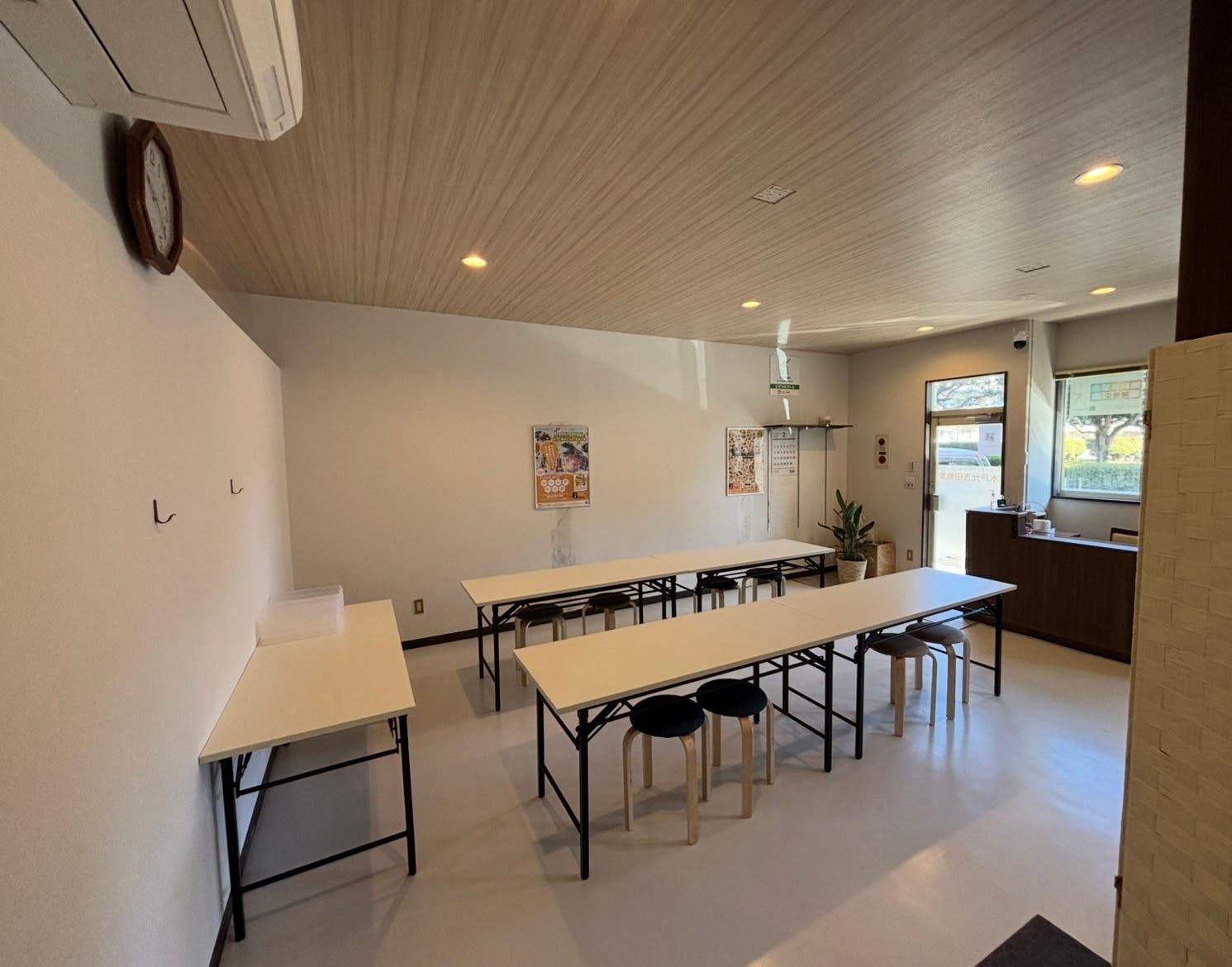 広いスペース、１階なので出入りしやすい、無料駐車場２台OK！の写真1