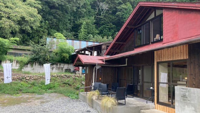 緑に囲まれた築70年の古民家カフェの一部屋をグランドピアノのレンタルスペースにの写真4