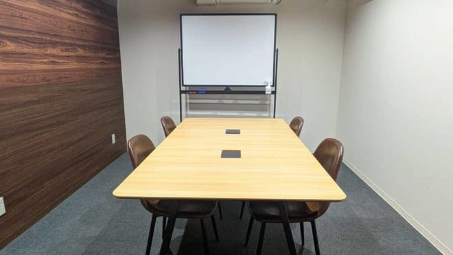 広瀬通 4名【3階2-2会議室】ミーティングルームに最適!居心地の良い空間ですの写真7