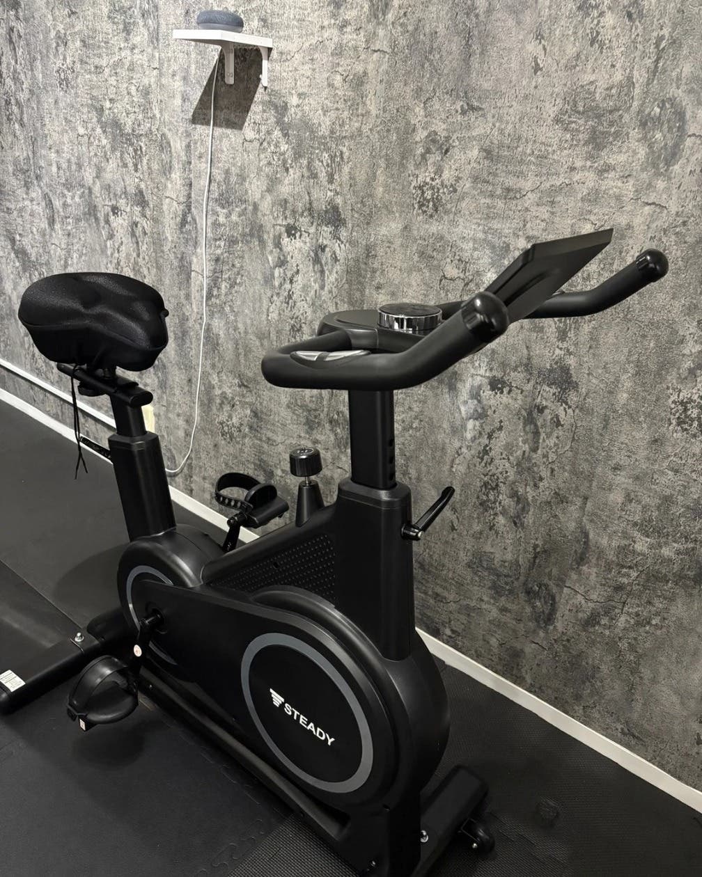 雑餉隈駅徒歩2分、南福岡徒歩7分 予約制24時間完全個室ジムの写真3