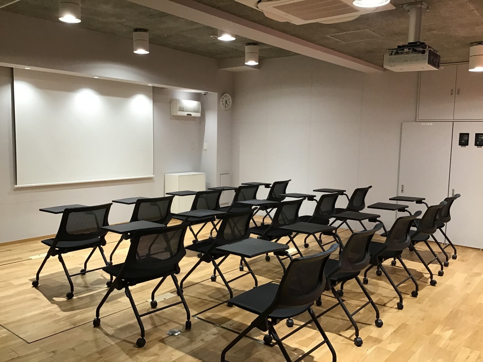 神田駅から徒歩５分の会議・イベントスペースの写真12