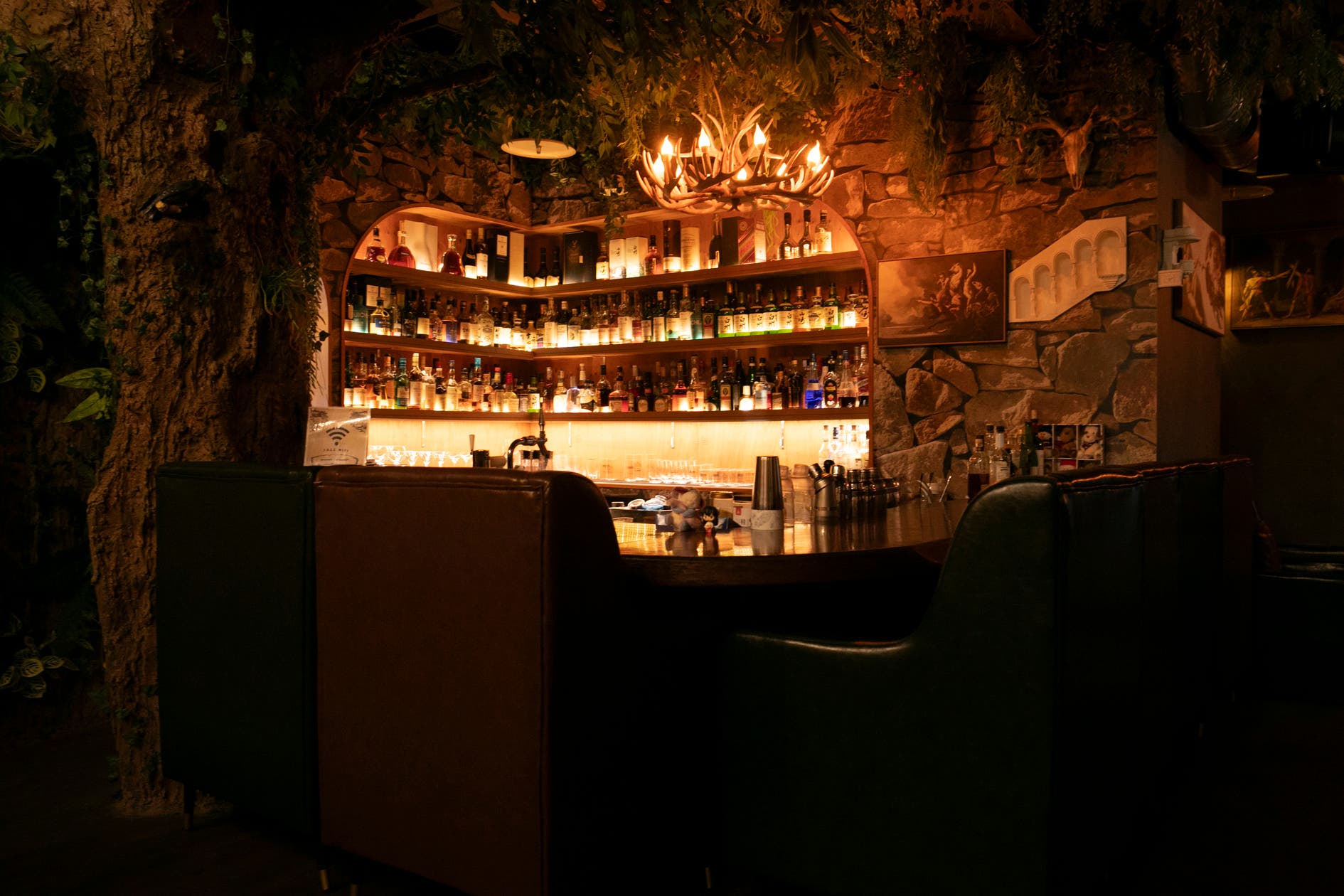 高田馬場駅から徒歩２分のコーヒーバーの写真1