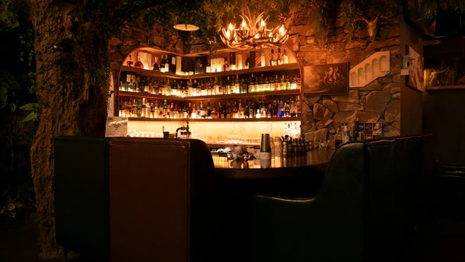 高田馬場駅から徒歩2分のコーヒーバーの写真1