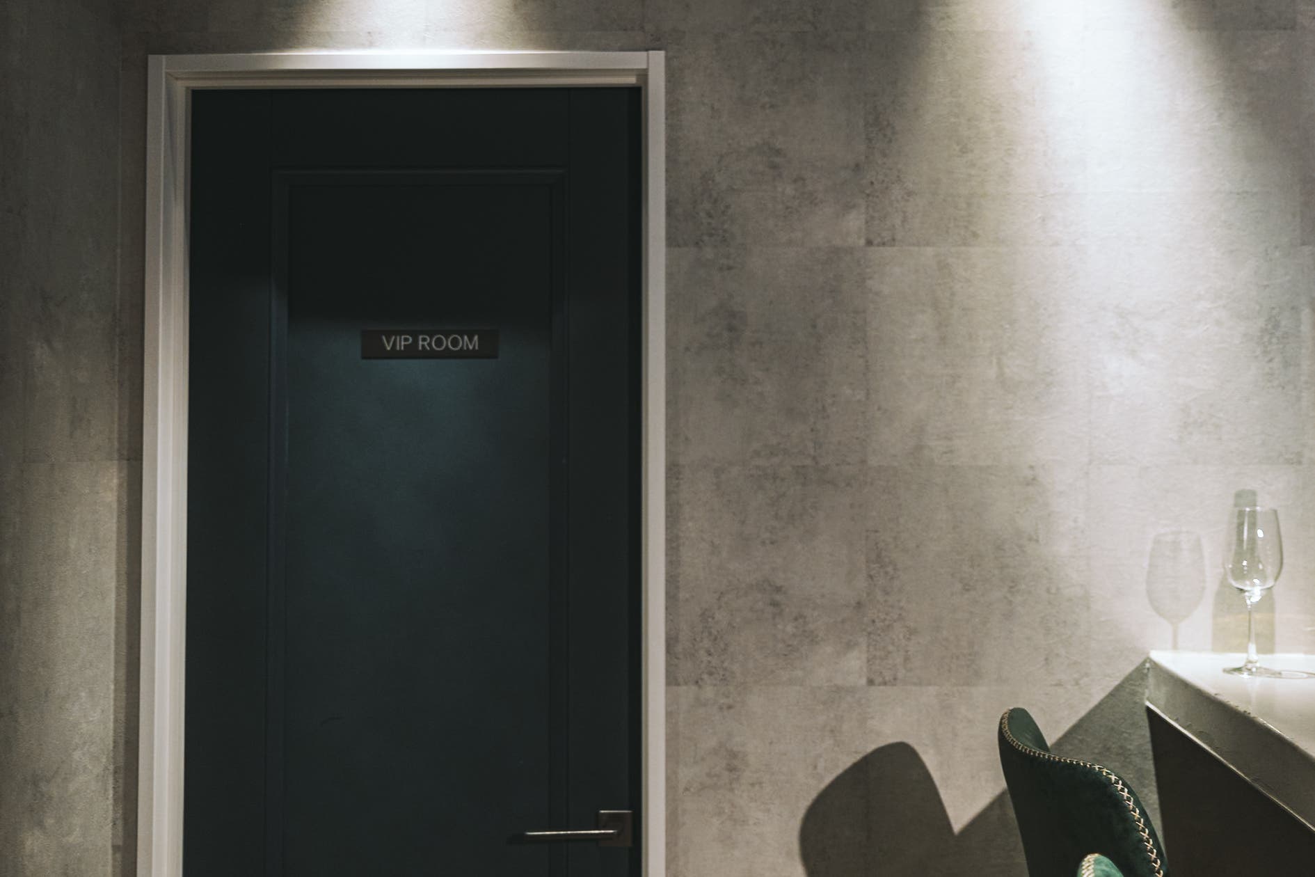 【神泉駅7分/渋谷駅12分の好立地！圧倒的おしゃれ空間】バー・カフェ向きスペースの写真5