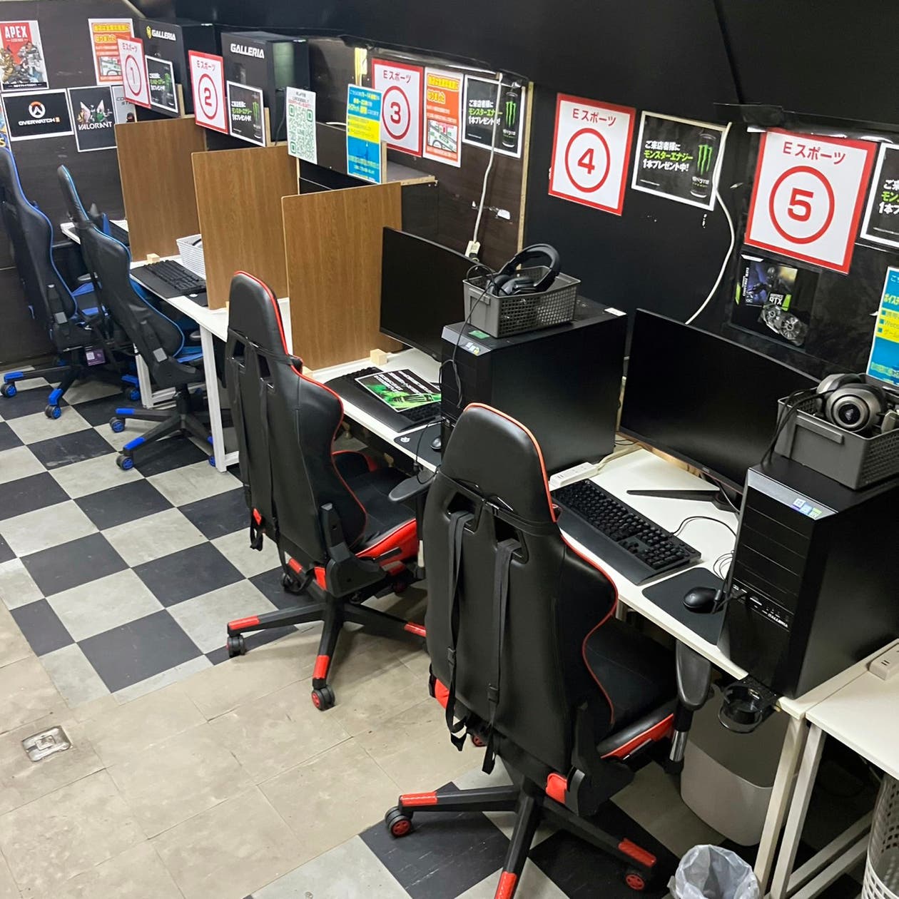 JR行徳駅から徒歩１分、24時間いつでも使える、ネットカフェ併設のesports施設の写真2