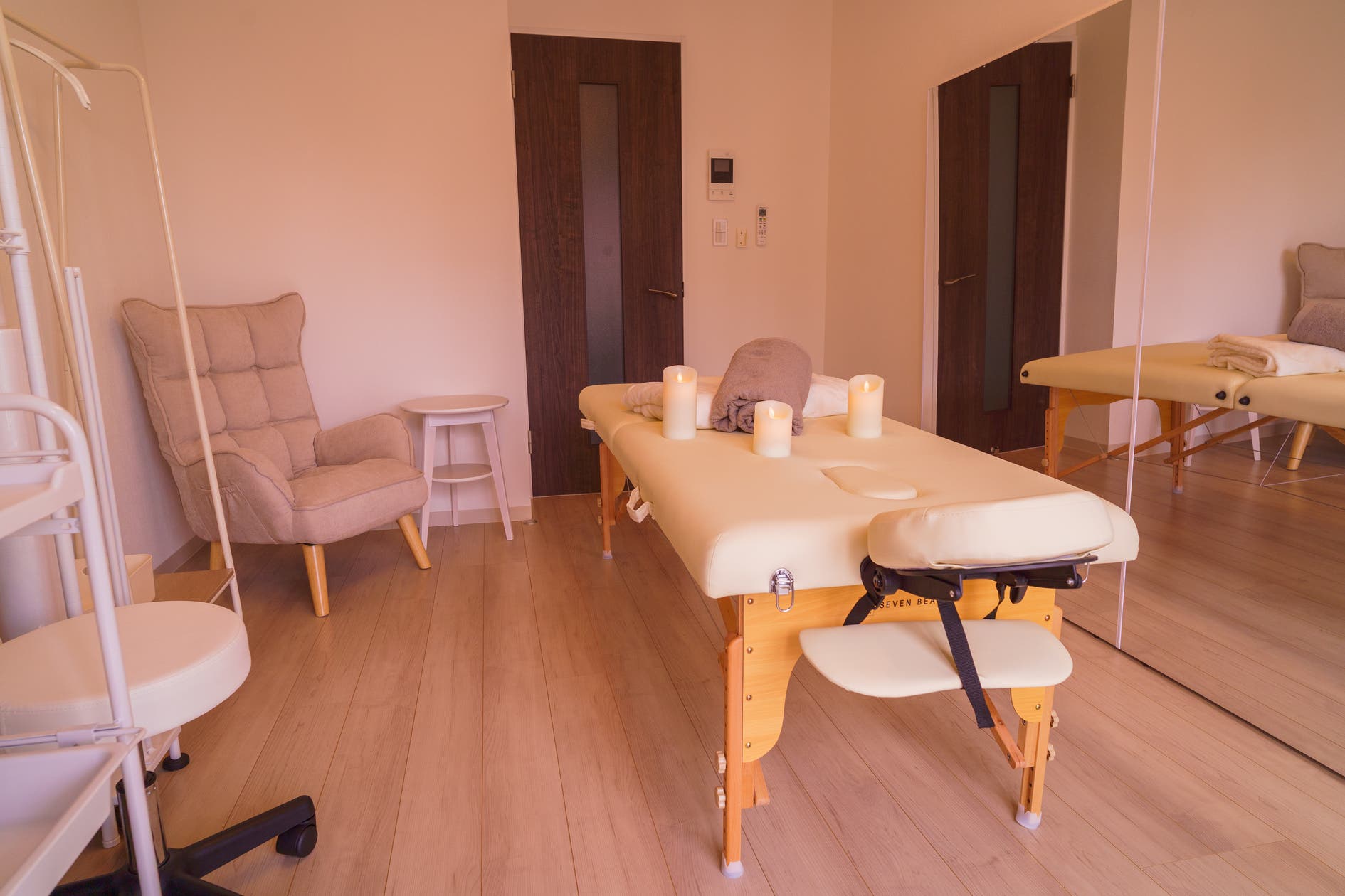 【年末年始20%OFF‼️12.29-1.4】藤沢駅3分✨全備品無料✨日当たり良好の完全個室✨外観も新しく綺麗✨壁一面のミラーの写真11