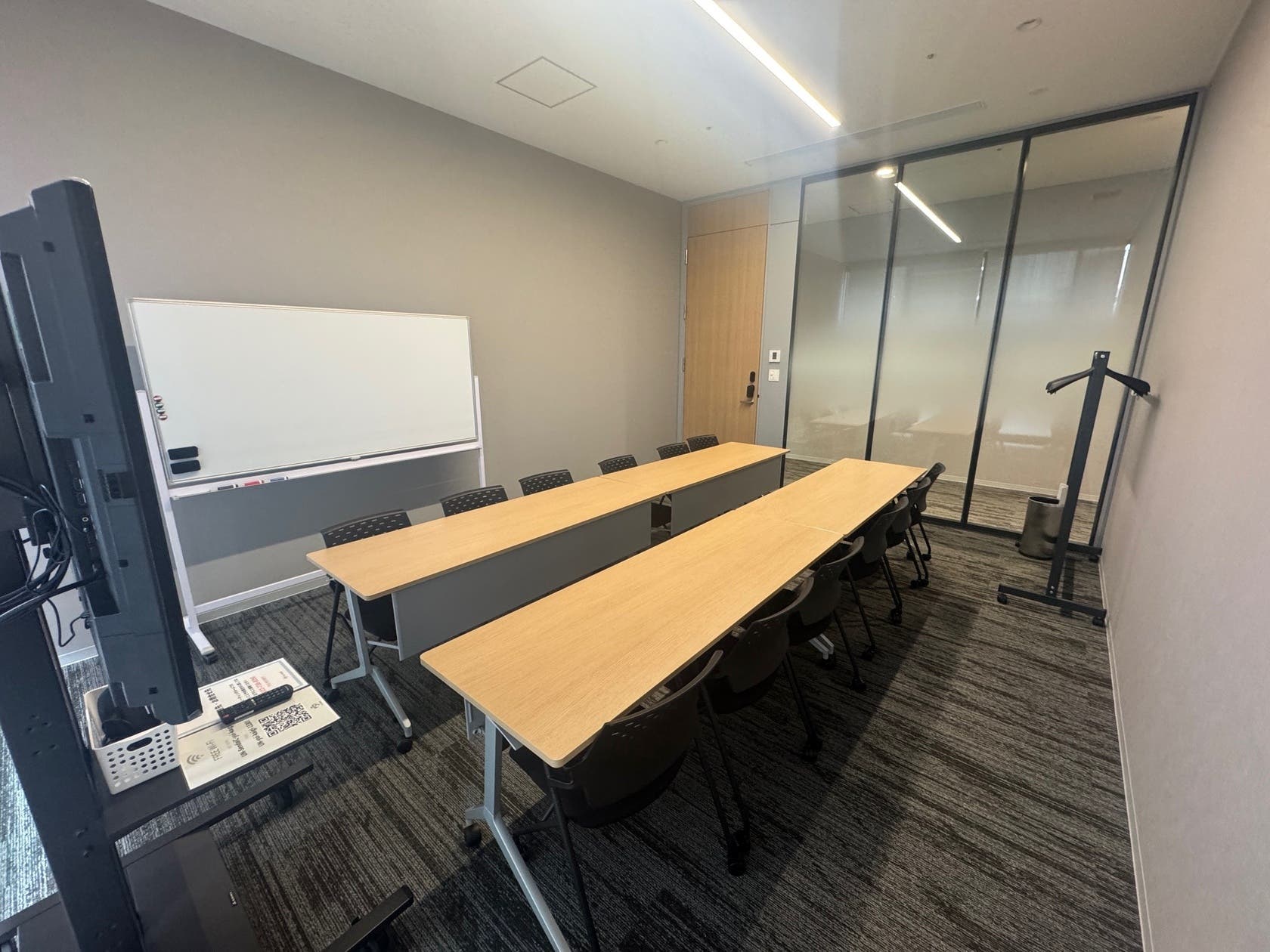 貸し会議室【Room(4) - 12人部屋】 ｰ YUI NOS　※JR仙台駅から徒歩9分の写真3