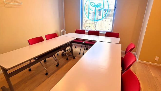 C部屋【倉敷駅前徒歩2分】西ビルのエステサロン1年目の新築のお部屋14畳の写真2