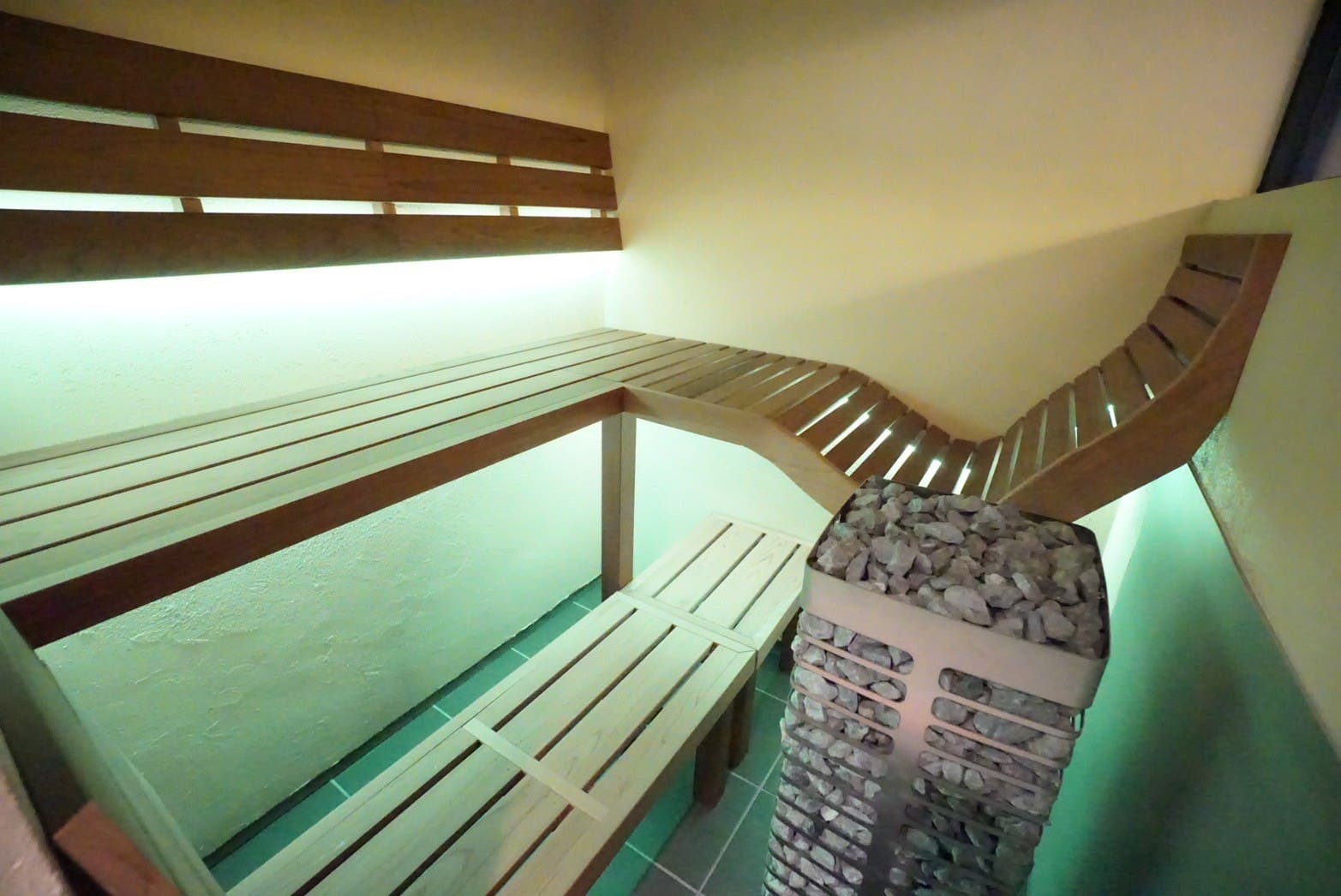 貸切サウナNetflix視聴可能・温度設定自由！サウナマニアがこだわったサウナの写真4