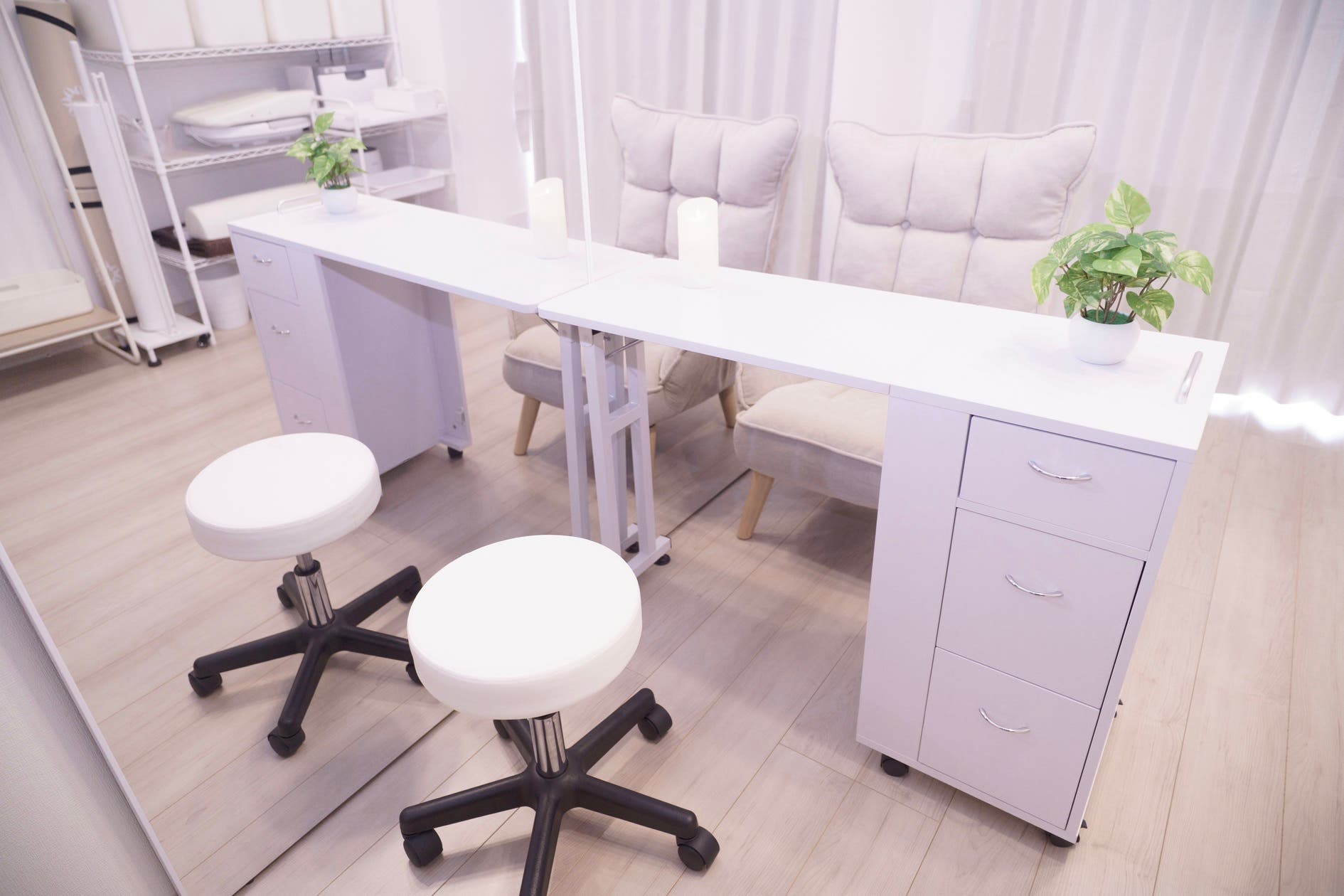 【年末年始20%OFF‼️12.29-1.4】藤沢駅3分✨全備品無料✨日当たり良好の完全個室✨外観も新しく綺麗✨壁一面のミラーの写真7