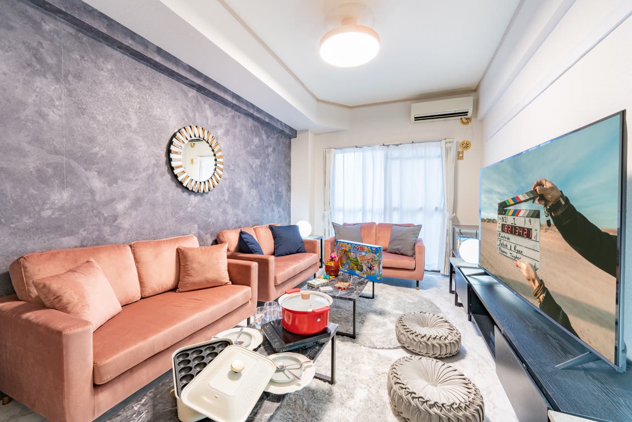 🎉天王寺人気NO.1🎉駅すぐ🚶‍♀️65インチ特大TV🎲テーブルゲーム豊富🎲✨推し活💓ゲーム機無料🎮VOD見放題🍿飲み会/同窓会の写真1