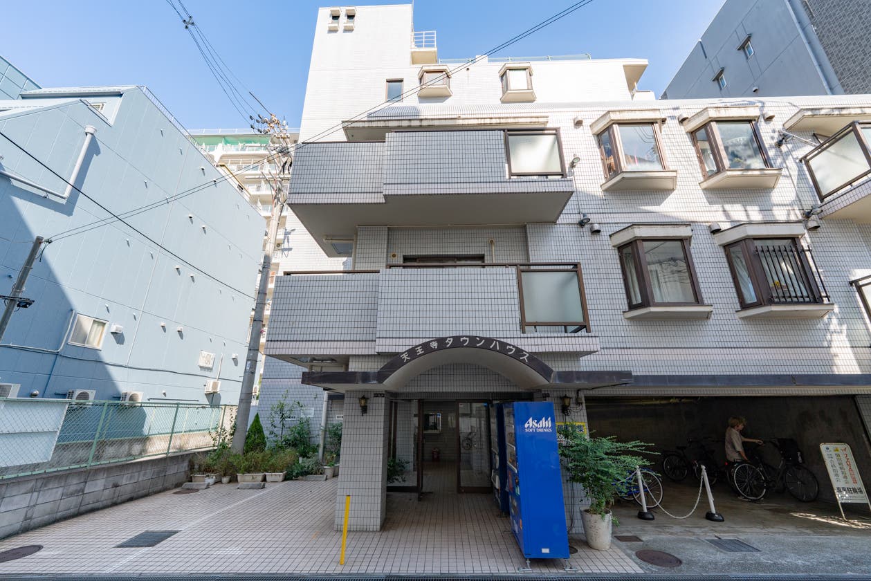 🎉天王寺人気NO.1🎉駅すぐ🚶‍♀️65インチ特大TV🎲テーブルゲーム豊富🎲✨推し活💓ゲーム機無料🎮VOD見放題🍿飲み会/同窓会の写真13