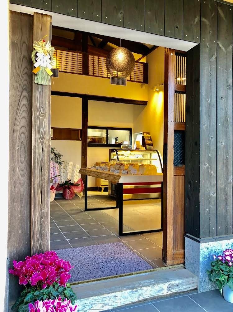 【横須賀】敷地1500坪一棟貸し！150年越えの古民家をリフォーム、蔵と離れを併設の写真8