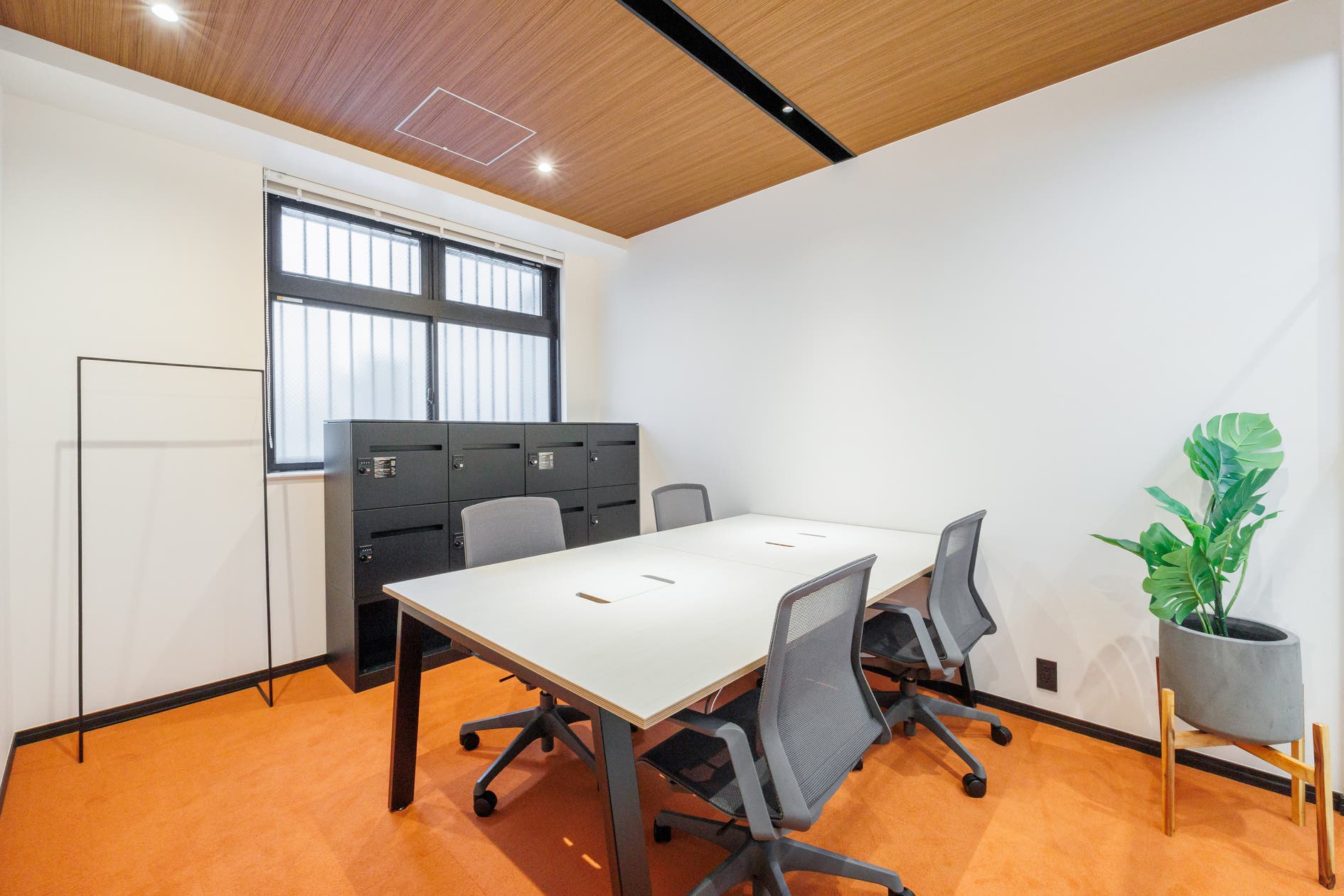 スペモ🏰会議💻ワークショップ📖モニター完備✨勉強会👨‍🏫テレワーク💻作業部屋✍️771_SOLIXWORK渋谷の写真2