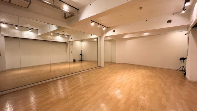 立川駅から徒歩5分のダンスレンタルスタジオの写真1