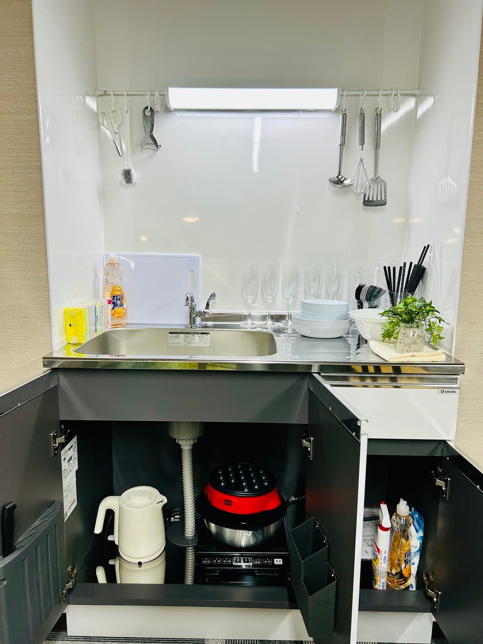 Let's Party🎉🎉🎉横浜駅徒歩５分🚶１階広々、リフォームしたてで綺麗なキッチンありパーティールームオープン‼️の写真11