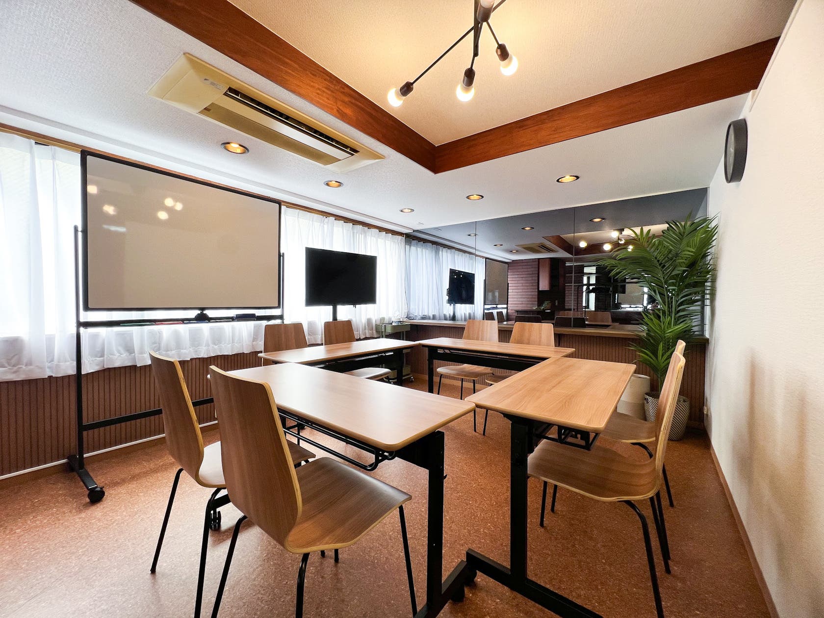 【京王線西調布駅徒歩3分✨定員10名】TV📺冷蔵庫電子レンジ🍽️ホワイトボードWiFi無料！ふれあいスペース 西調布Aの写真10