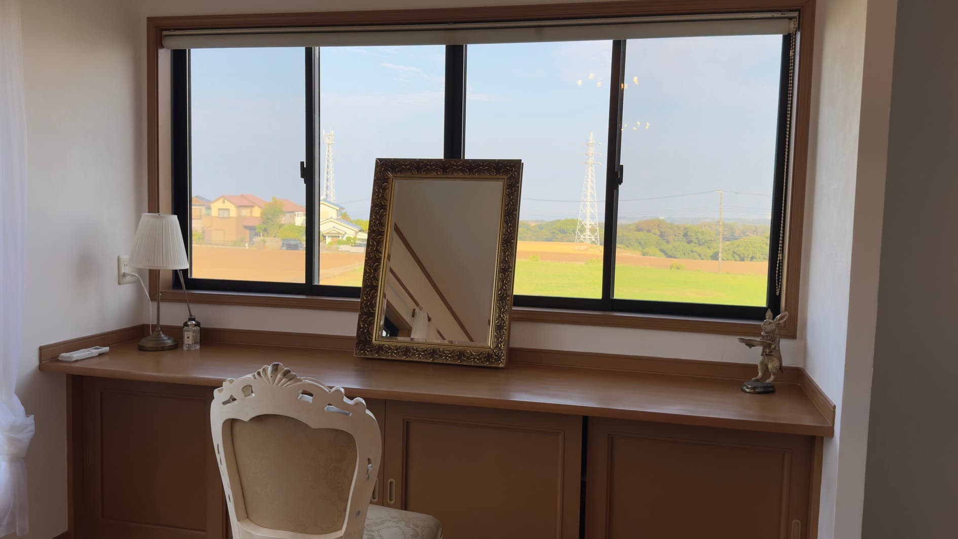 【ROOM1】白背景、撮影スタジオ付き📸個室ヘアメイクスタジオ🚗駐車場1台無料・京急三崎口6分の写真2