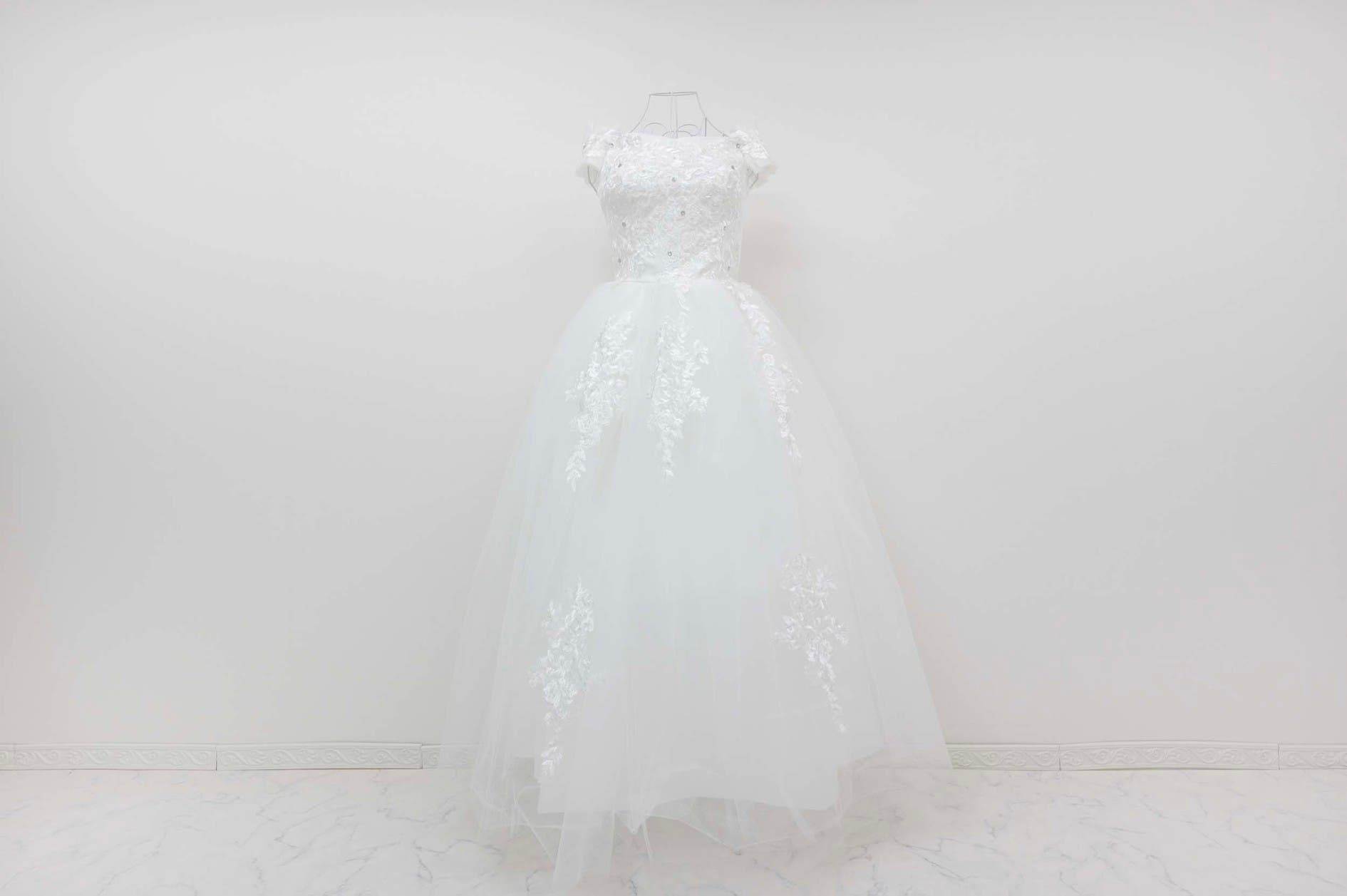 🎉NEW✨秋葉原駅5分💖白背景×姫系ソファ＆シャンデリア🎀ドレス有｜高性能プロジェクター｜推し活・コスプレ・商用OKの写真20