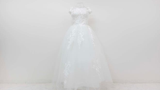 🎉NEW✨秋葉原駅5分💖白背景×姫系ソファ&シャンデリア🎀ドレス有|高性能プロジェクター|推し活・コスプレ・商用OKの写真20