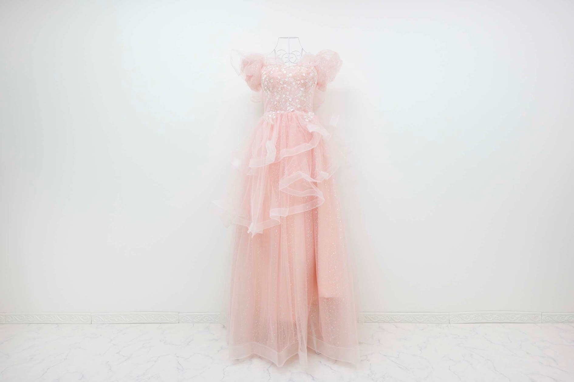 🎉NEW✨秋葉原駅5分💖白背景×姫系ソファ＆シャンデリア🎀ドレス有｜高性能プロジェクター｜推し活・コスプレ・商用OKの写真21