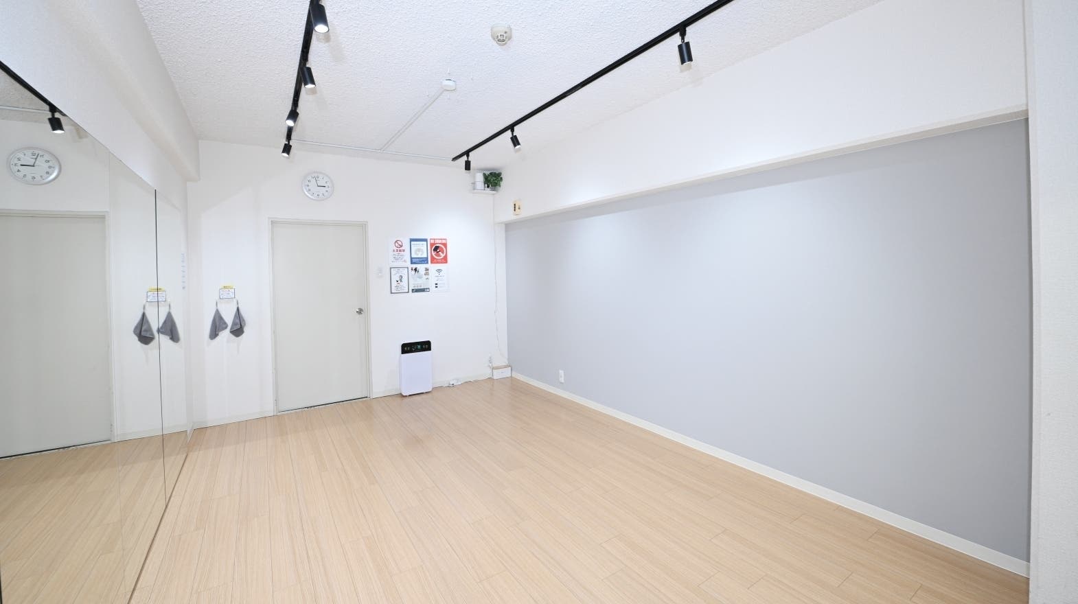 🎉オープン特価🎉ダンスに最適完全個室✨大阪主要駅徒歩圏内｜大型鏡等無料備品多数｜個人レッスン｜定期予約可｜ヨガ｜ダンス｜撮影の写真4