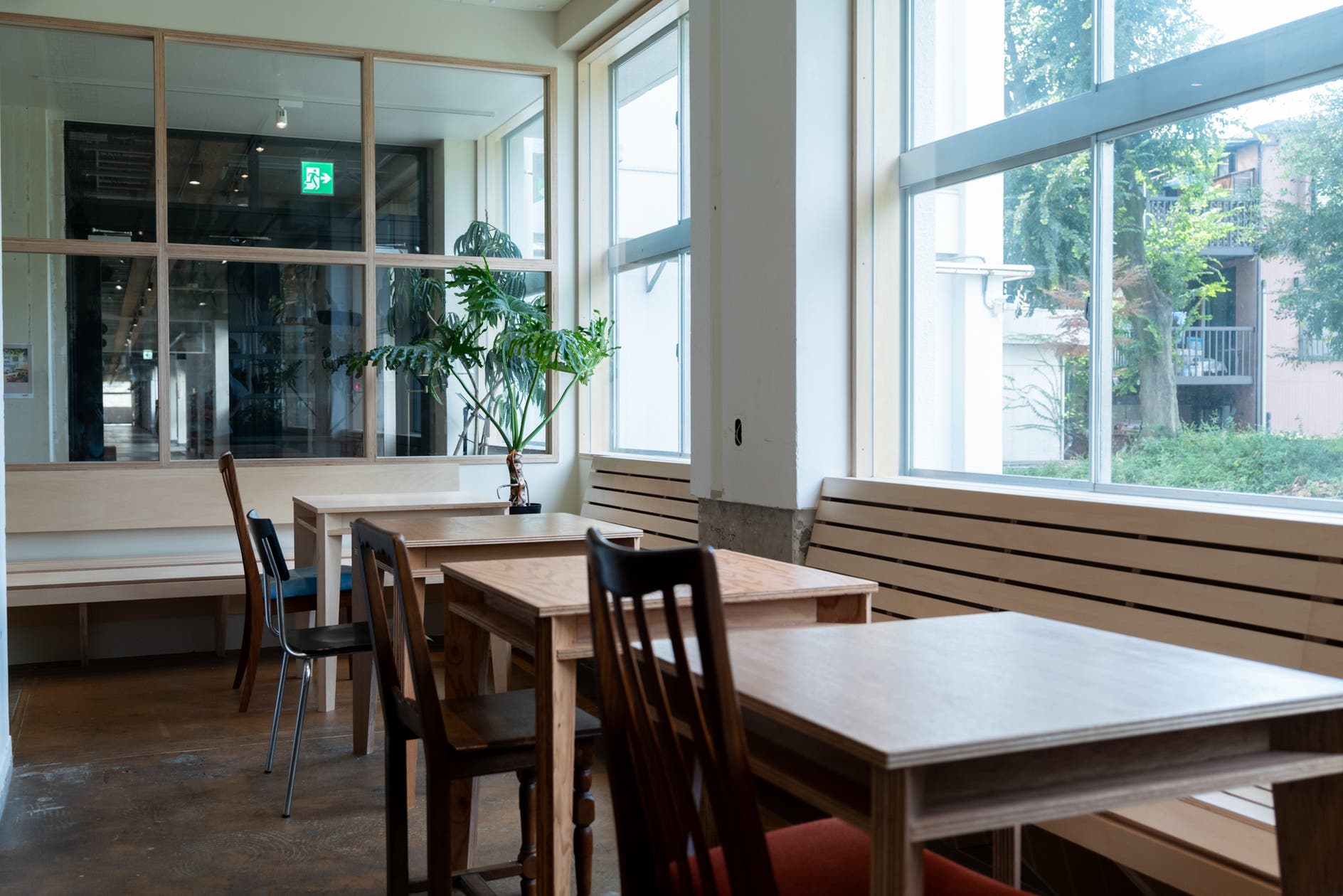 【池尻イベントスペース200名可】インスタ映え抜群！大型JBLスピーカーのレコードミュージックバー　本格音響設備とグランドピアノの写真6