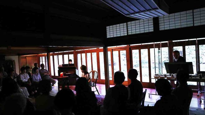 【竹ノ塚駅 / 浅草から電車で30分】築77年の国の登録文化財。洋館のある和風邸宅。撮影や会議・研修・前撮り写真でのご利用可能の写真15