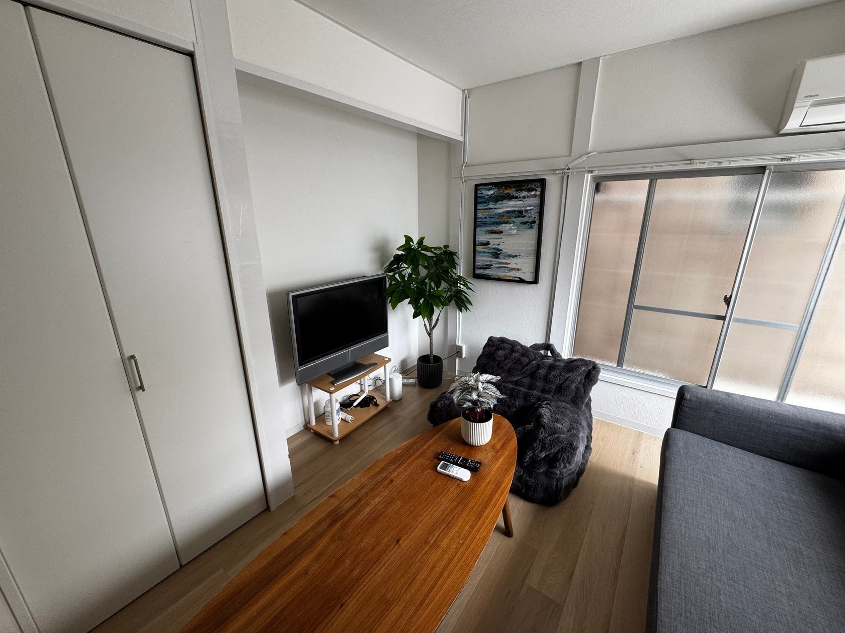 新大久保駅から4分の抜群の立地の写真4