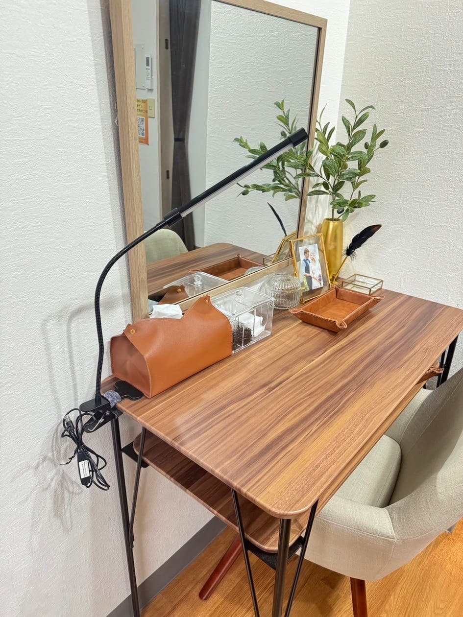 茶色を基調とした落ち着いたあたたかい「corelabo208　CHAIRO」名古屋駅徒歩５分✨エステ・ネイル・整体✨可燃ごみ無料の写真19