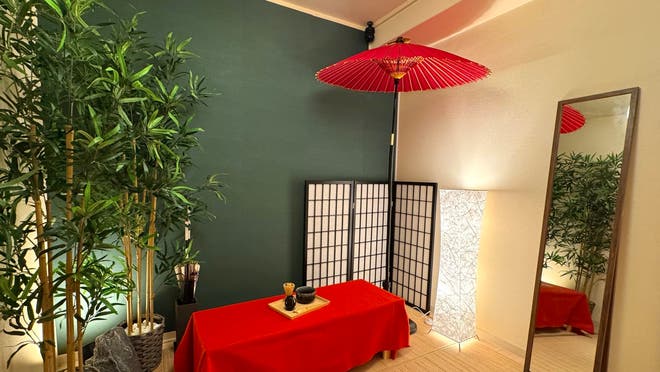 オープン記念割引中!!🏮浅草/田原町4分🪭映える和室✕ミニ日本庭園👘75型大画面TV📺撮影•デート•パーティーに⭕️の写真10