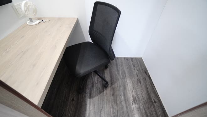 <シュシュWork京都駅No.4>京都駅徒歩5分🚃完全個室ワークブース💼光回線Wi-Fi📶電源🔌テレワーク/ZOOM/自習の写真2