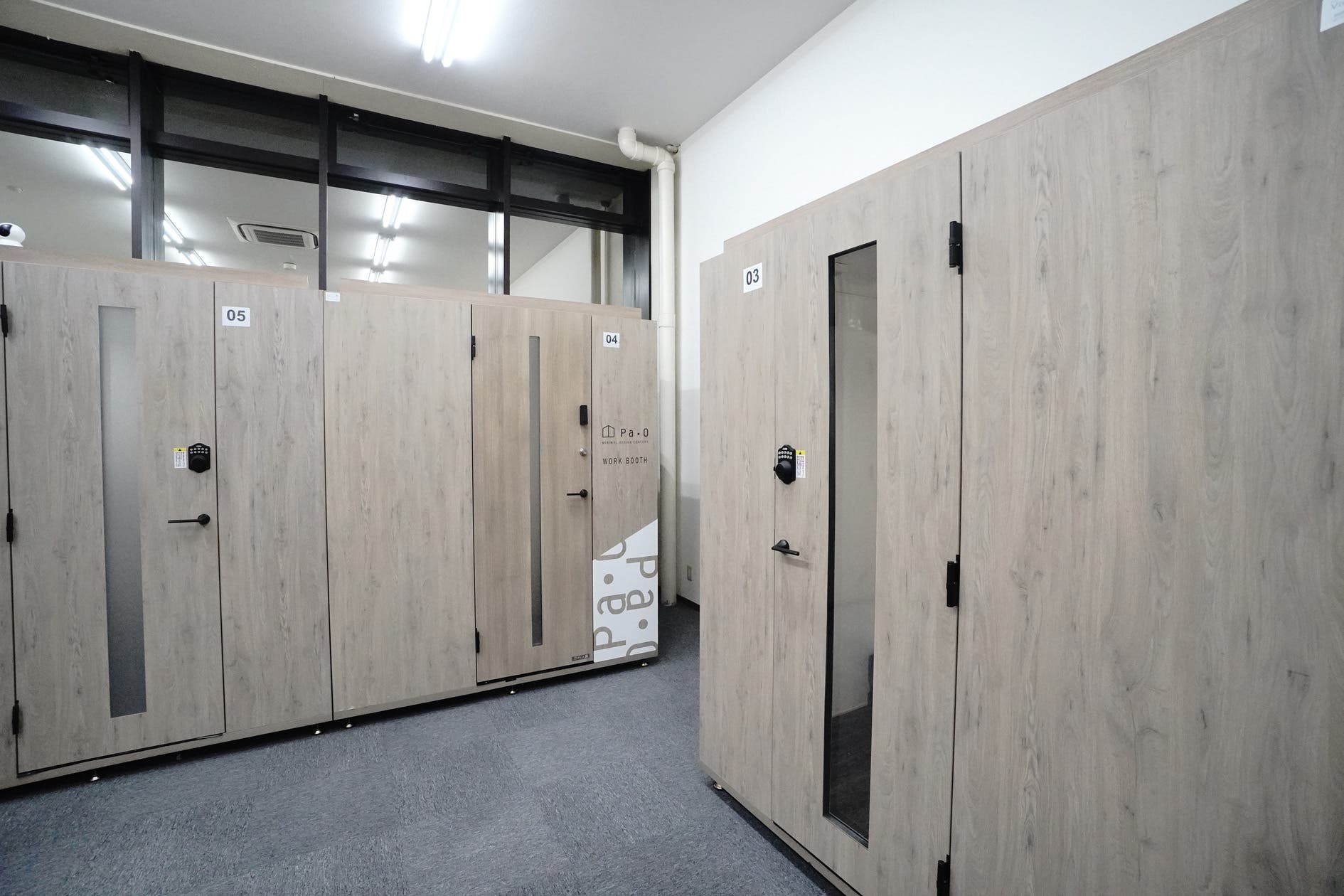 ＜シュシュWork京都駅No.5＞京都駅徒歩5分🚃完全個室ワークブース💼光回線Wi-Fi📶電源🔌テレワーク/ZOOM/自習の写真6