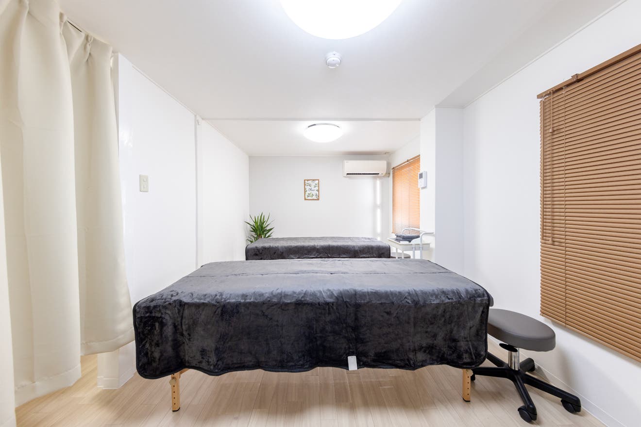 （JR天満駅２分！）ベッド3台！出張セラピスト、出張マッサージ応援、定期利用歓迎！BTスピーカー、タオルウォーマーその他完備の写真1
