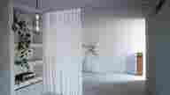 モルタルで作られたシンプルでスタイリッシュな空間の写真2