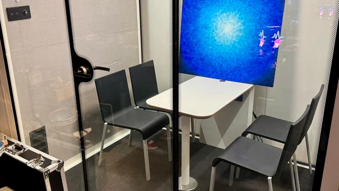 四谷三丁目「Mo4ca(モシカ)」防音室最大4名まで(会議・録音・撮影・テレワーク)の写真17