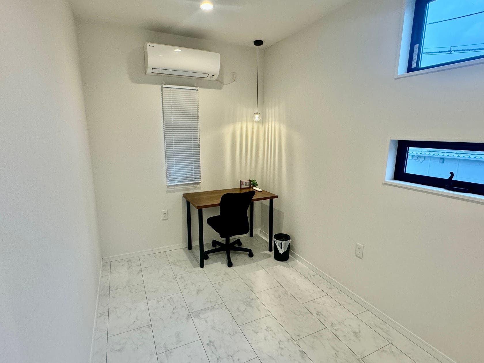 東広島市　西条駅から徒歩10分のレンタルスペース【201】の写真1