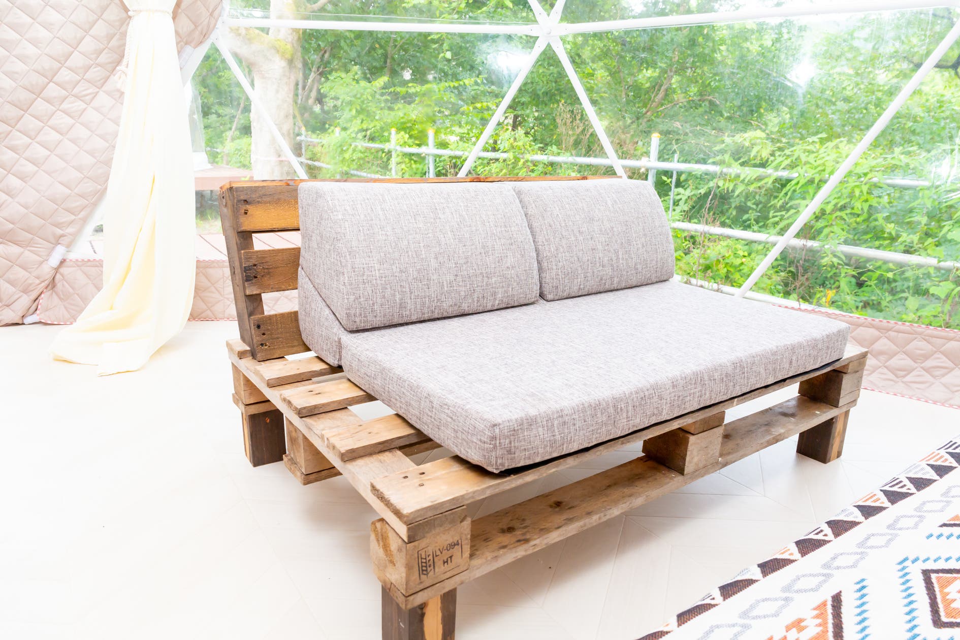 ドームテント2棟の写真5