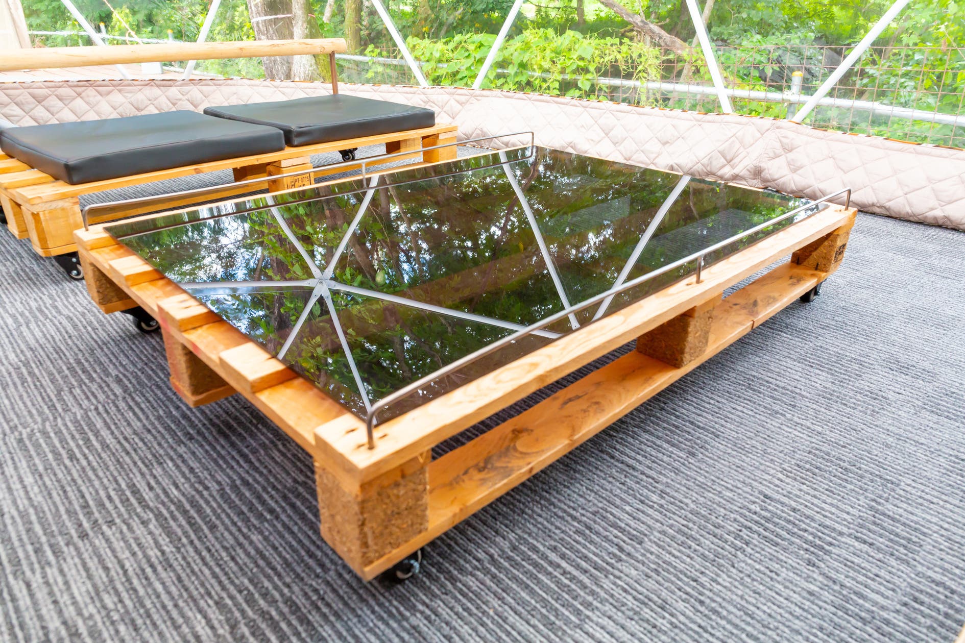 ドームテント2棟の写真6