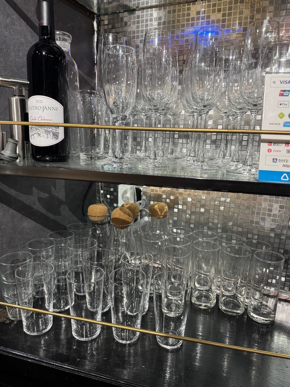 大阪駅から2駅！駅チカ【千日前線玉川駅1分・JR野田駅3分】スタイリッシュなバー 大人の隠れ家の写真8