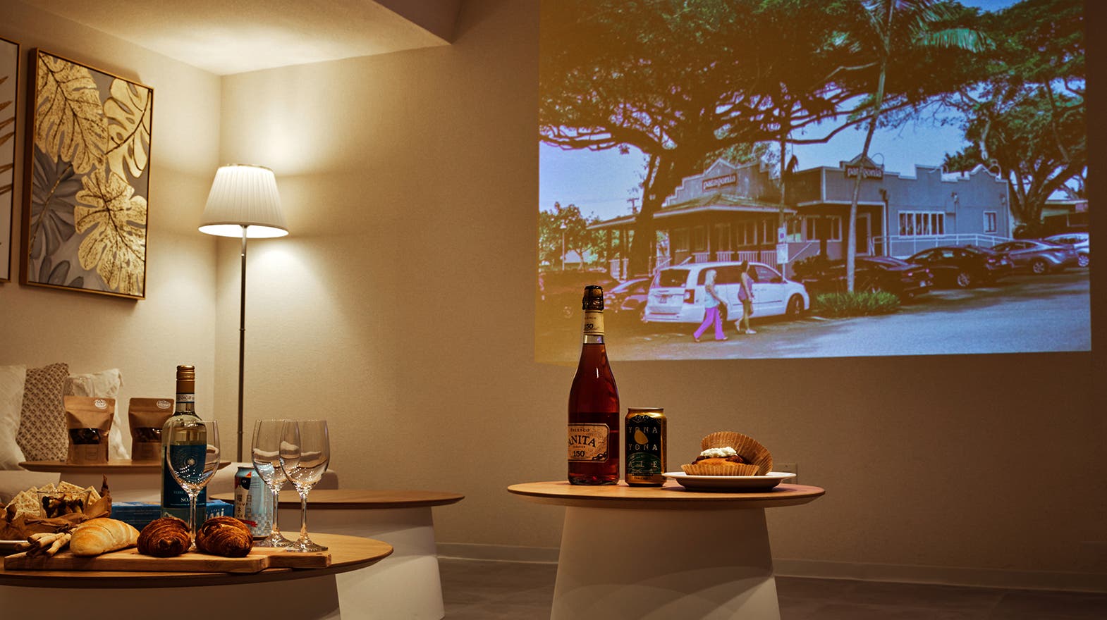 伏見駅1分🚶‍♀️【最大30人様までご利用可☆】🙆‍♀️150㌅大型スクリーン/光回線の写真20