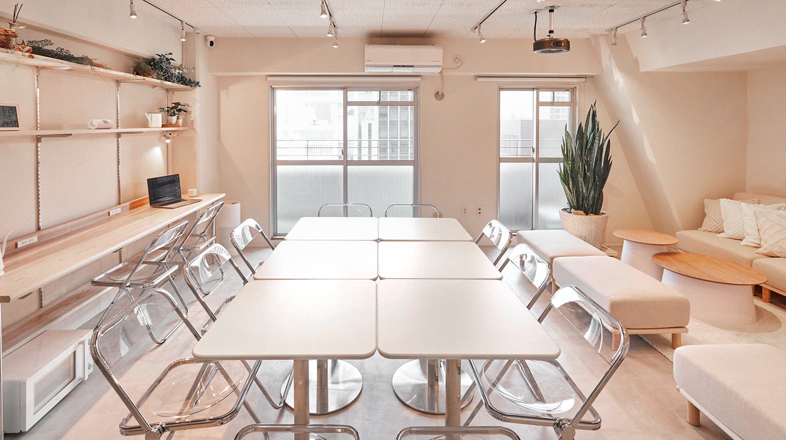 伏見駅1分🚶‍♀️【最大30人様までご利用可☆】🙆‍♀️150㌅大型スクリーン/光回線の写真11