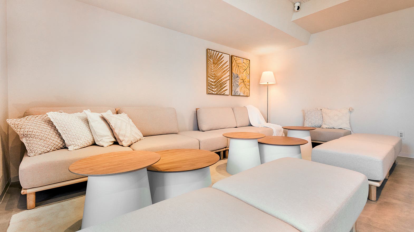 伏見駅1分🚶‍♀️【最大30人様までご利用可☆】🙆‍♀️150㌅大型スクリーン/光回線の写真2