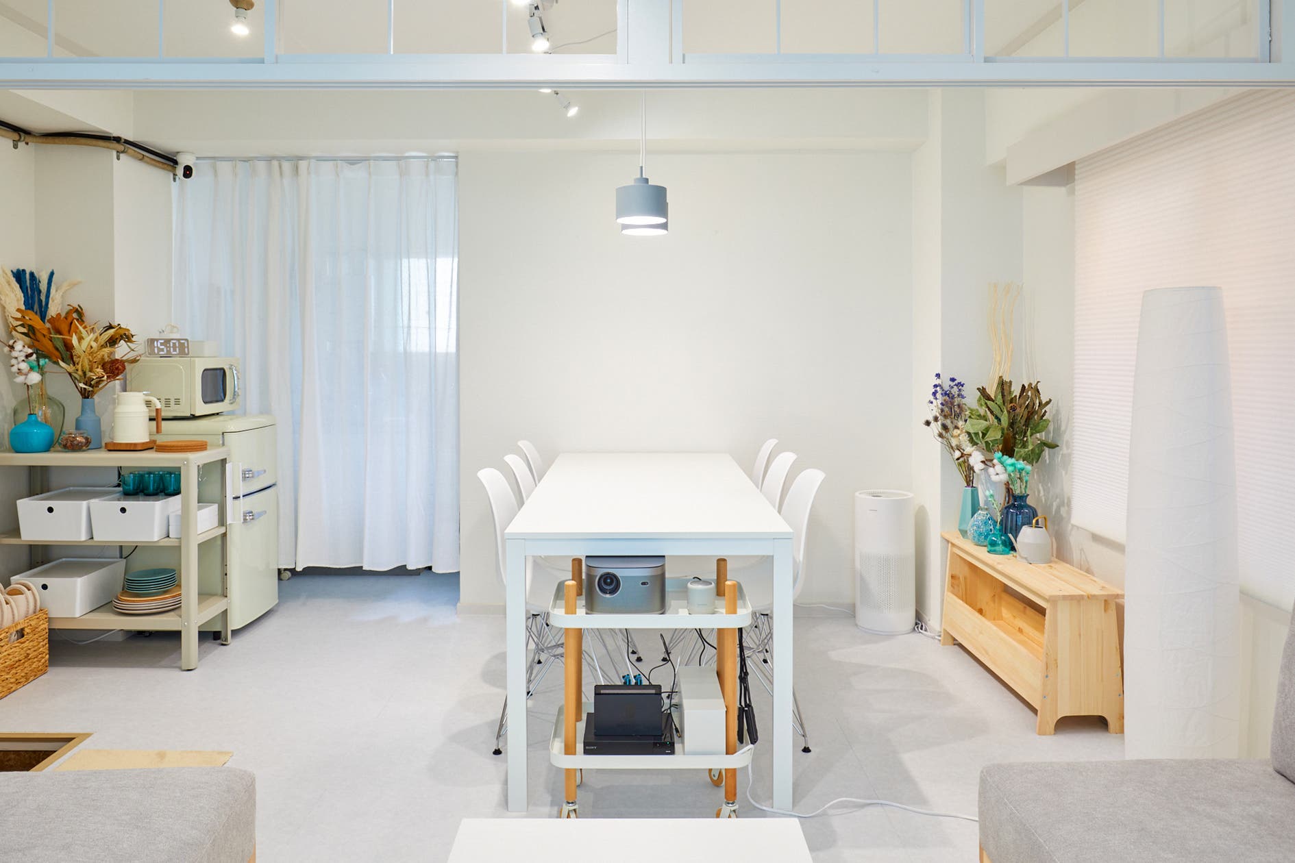 推し活✨誕生日会🎁最大12名🎉伏見駅3分🚶‍♀️150㌅大型スクリーン/パーティーに最適！富善の写真4