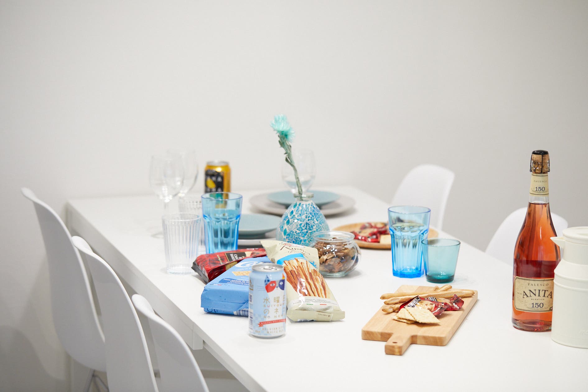 推し活✨誕生日会🎁最大12名🎉伏見駅3分🚶‍♀️150㌅大型スクリーン/パーティーに最適！富善の写真9